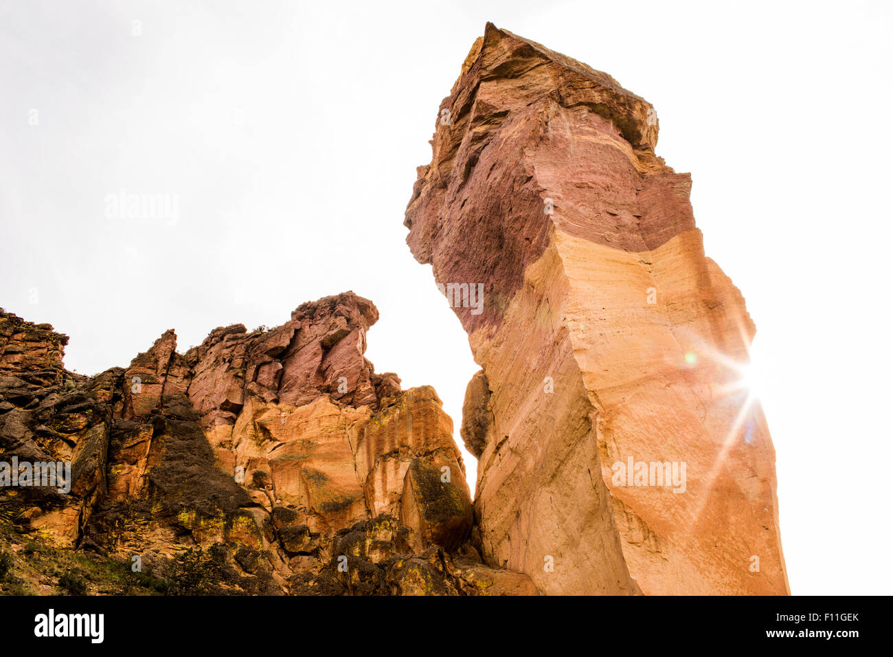 Low angle view of rock formation and cliff, Smith Rock State Park ...