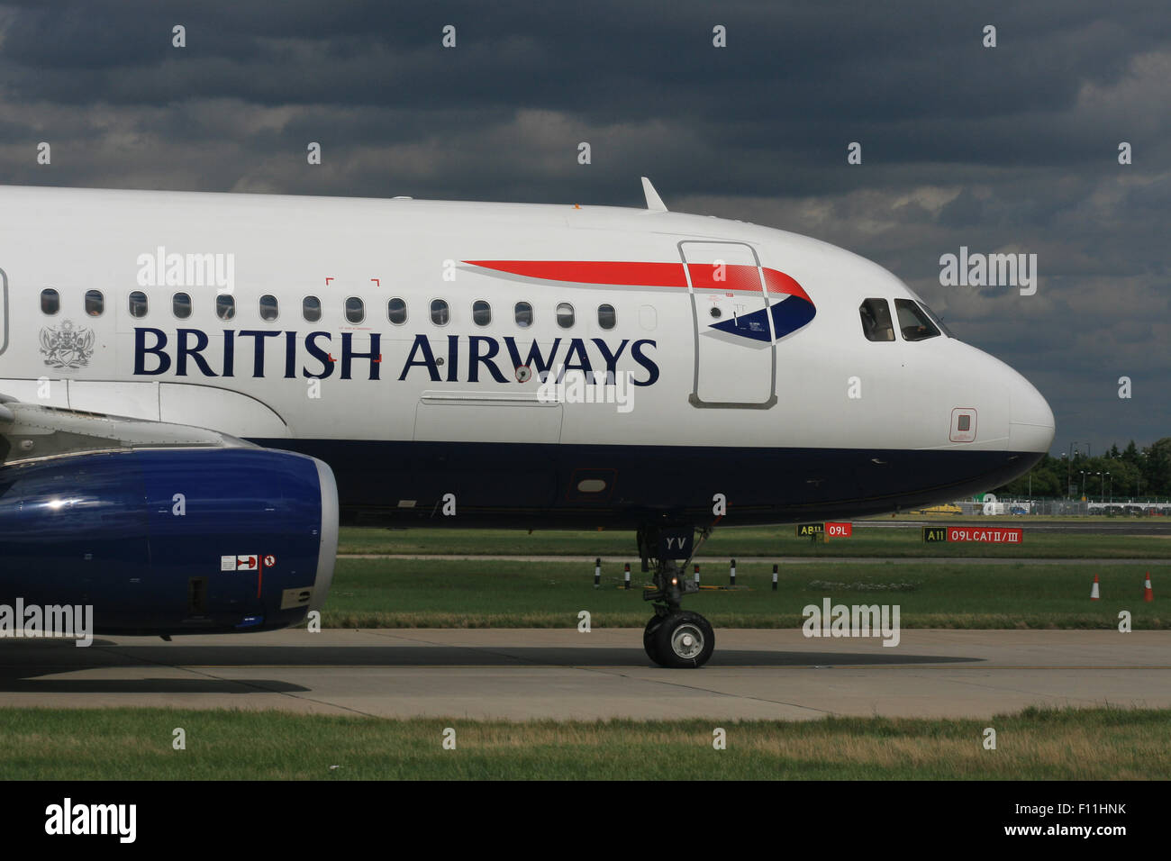 Ba british airways airbus a321 hi-res stock photography and images - Alamy