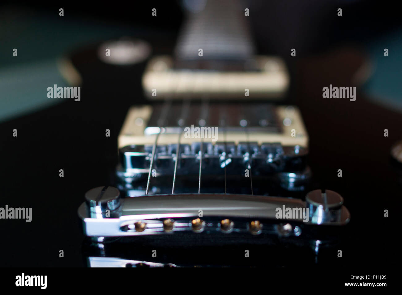 Classic electric guitar with string detail Stock Photo - Alamy