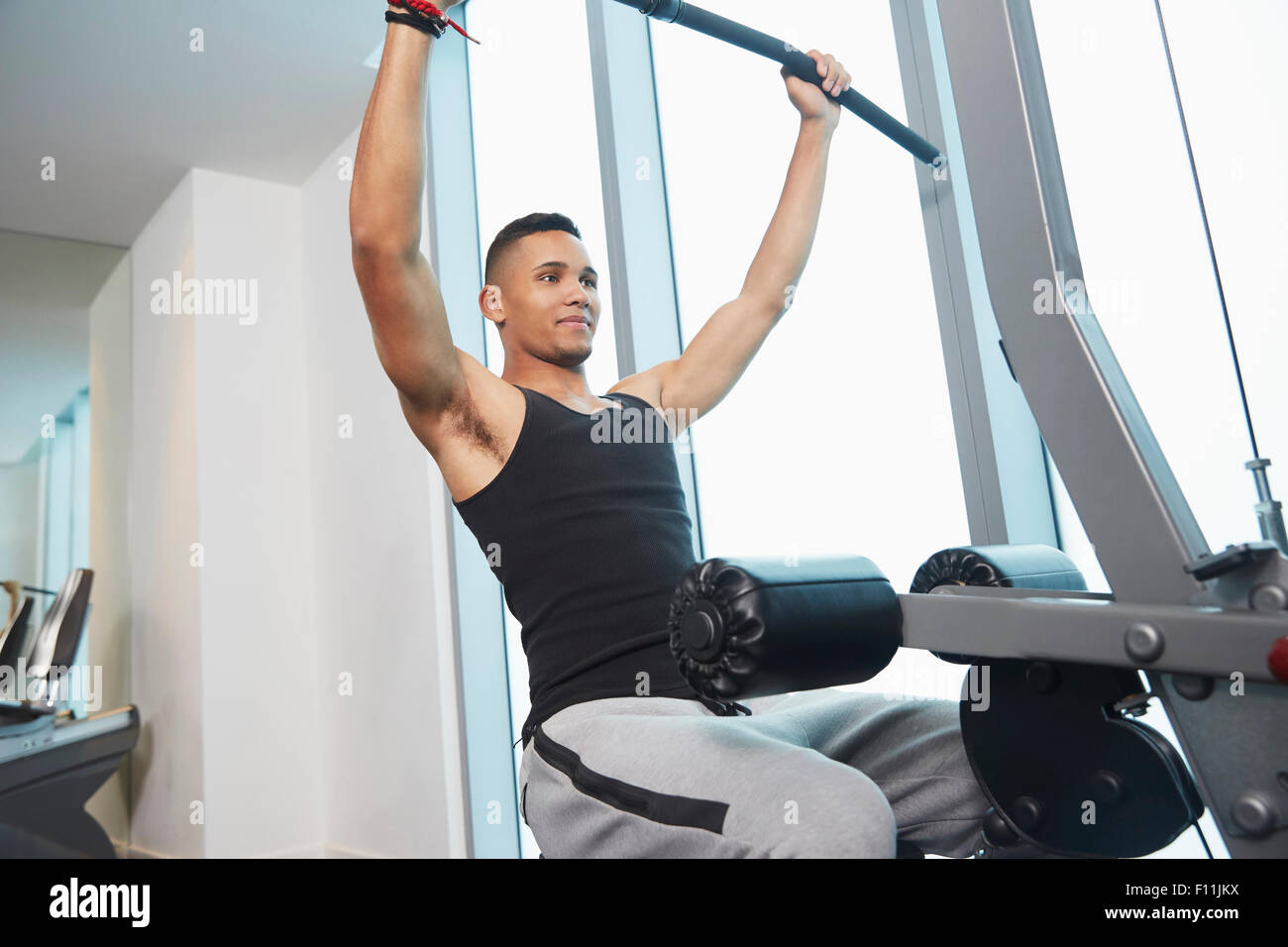 One man gym in machine hi-res stock photography and images - Alamy