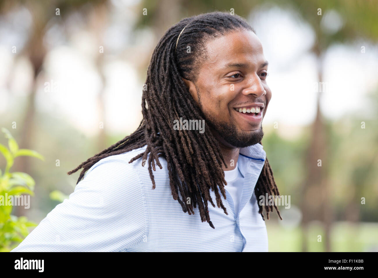 African american man facing back hi-res stock photography and images ...