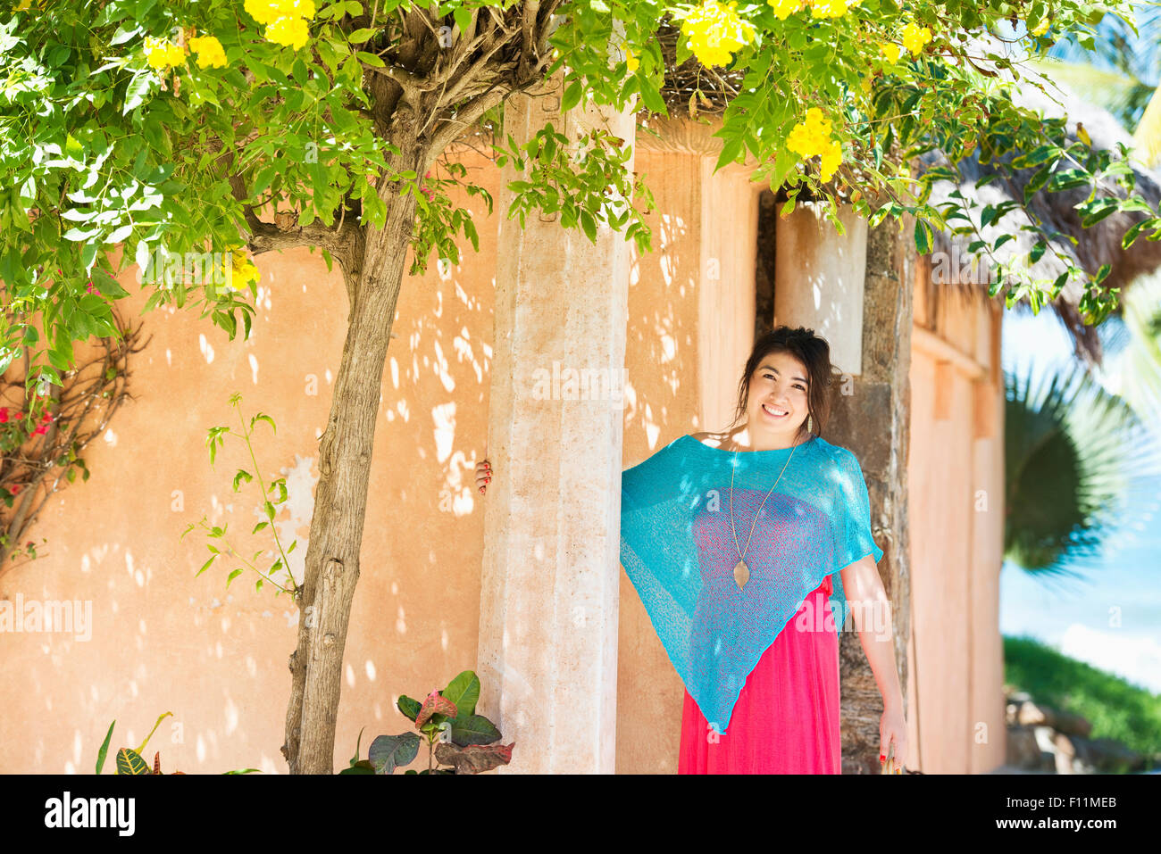 Adult outside house smiling hi-res stock photography and images - Alamy