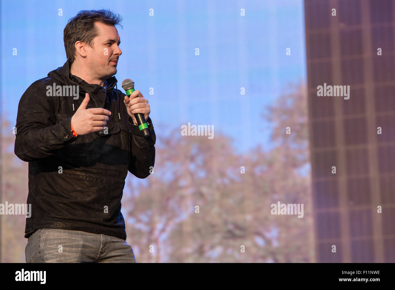 Jim jefferies comedian hi-res stock photography and images - Alamy