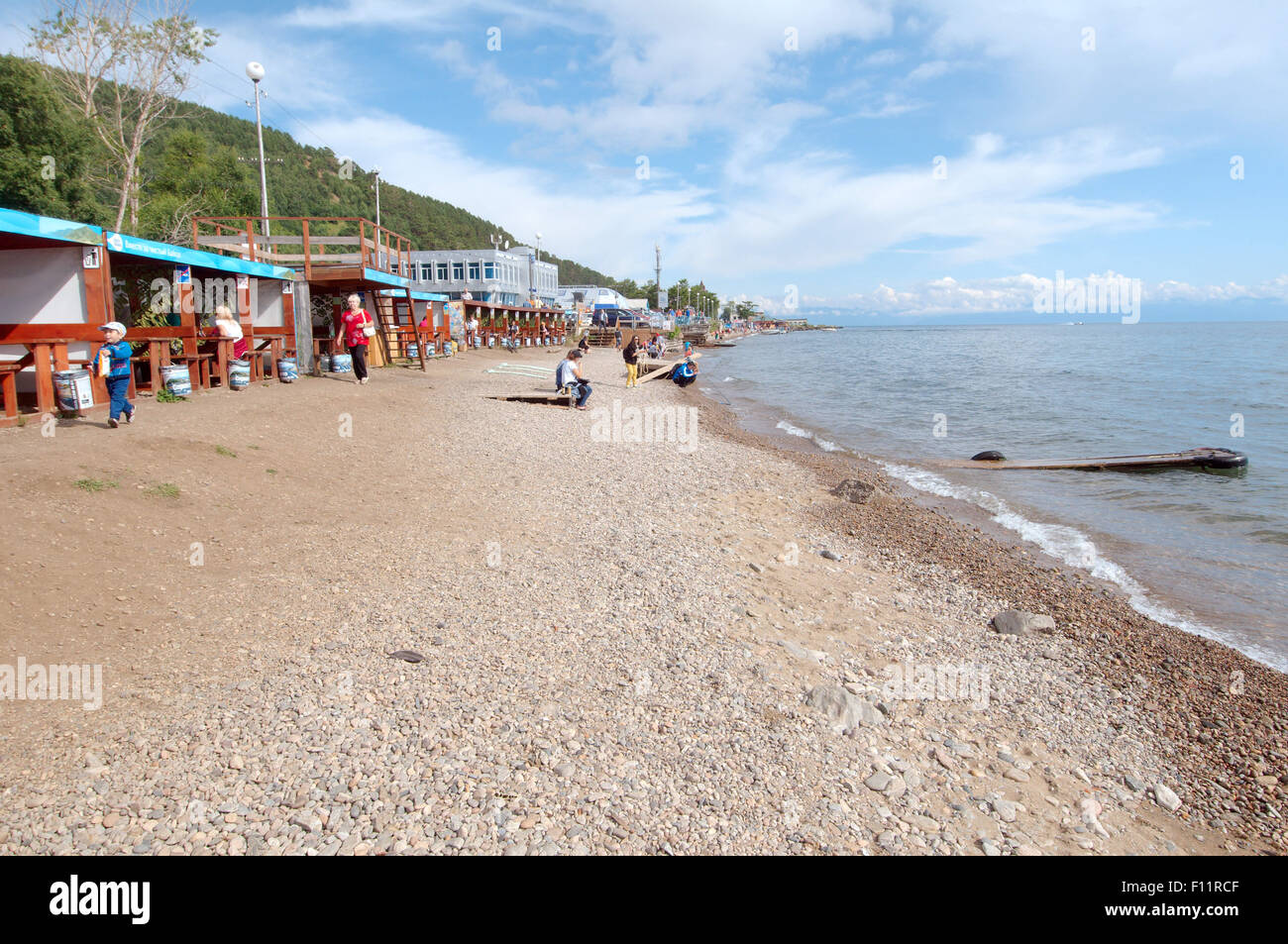 Lake Baikal, Siberia, Russia. 15th Oct, 2014. Beach, Listvyanka ...