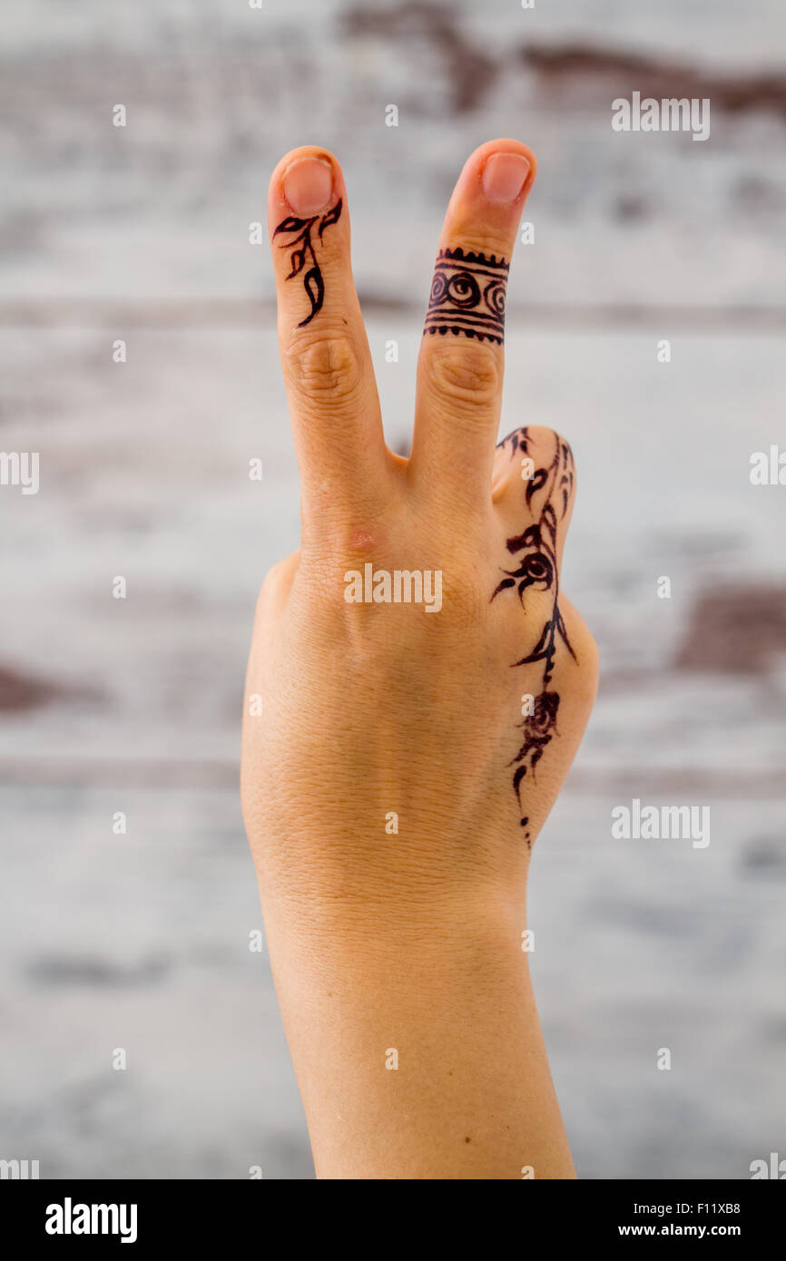 Woman hand without nail polish hi-res stock photography and images - Alamy