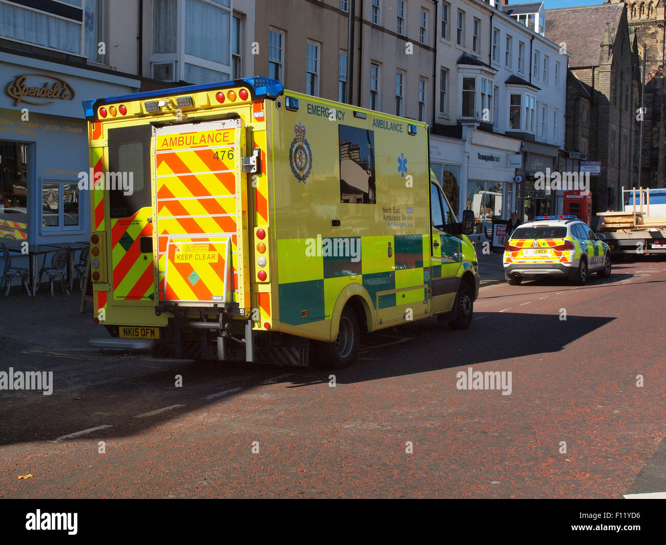 North east ambulance service hi-res stock photography and images - Alamy