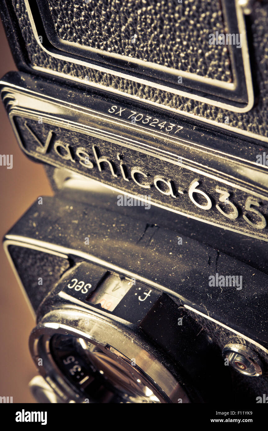 Old yashica camera hi-res stock photography and images - Alamy