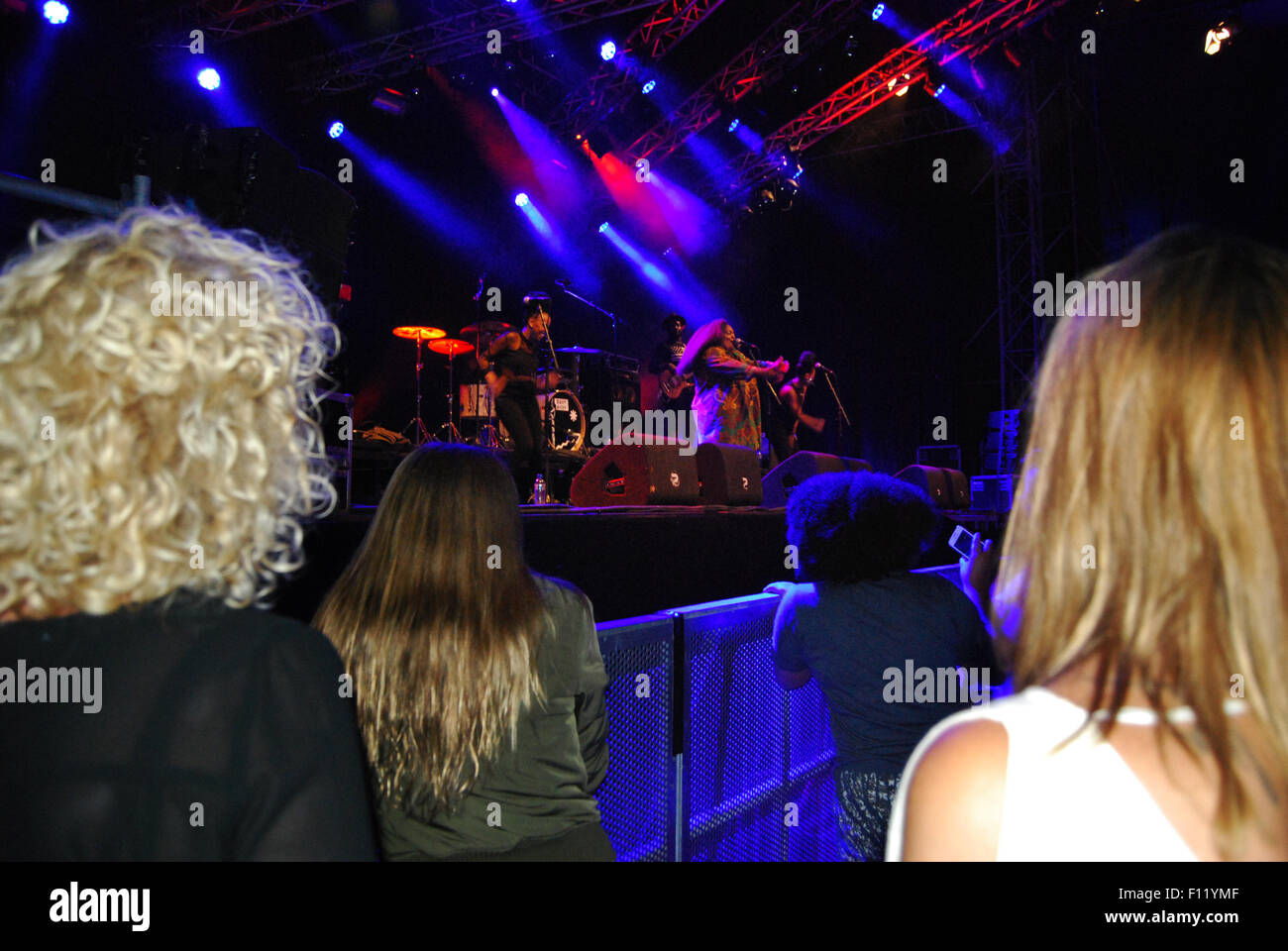 Sarah Jane, Dutch singer on stage at Zomerparkfeesten Venlo 2015 Stock ...