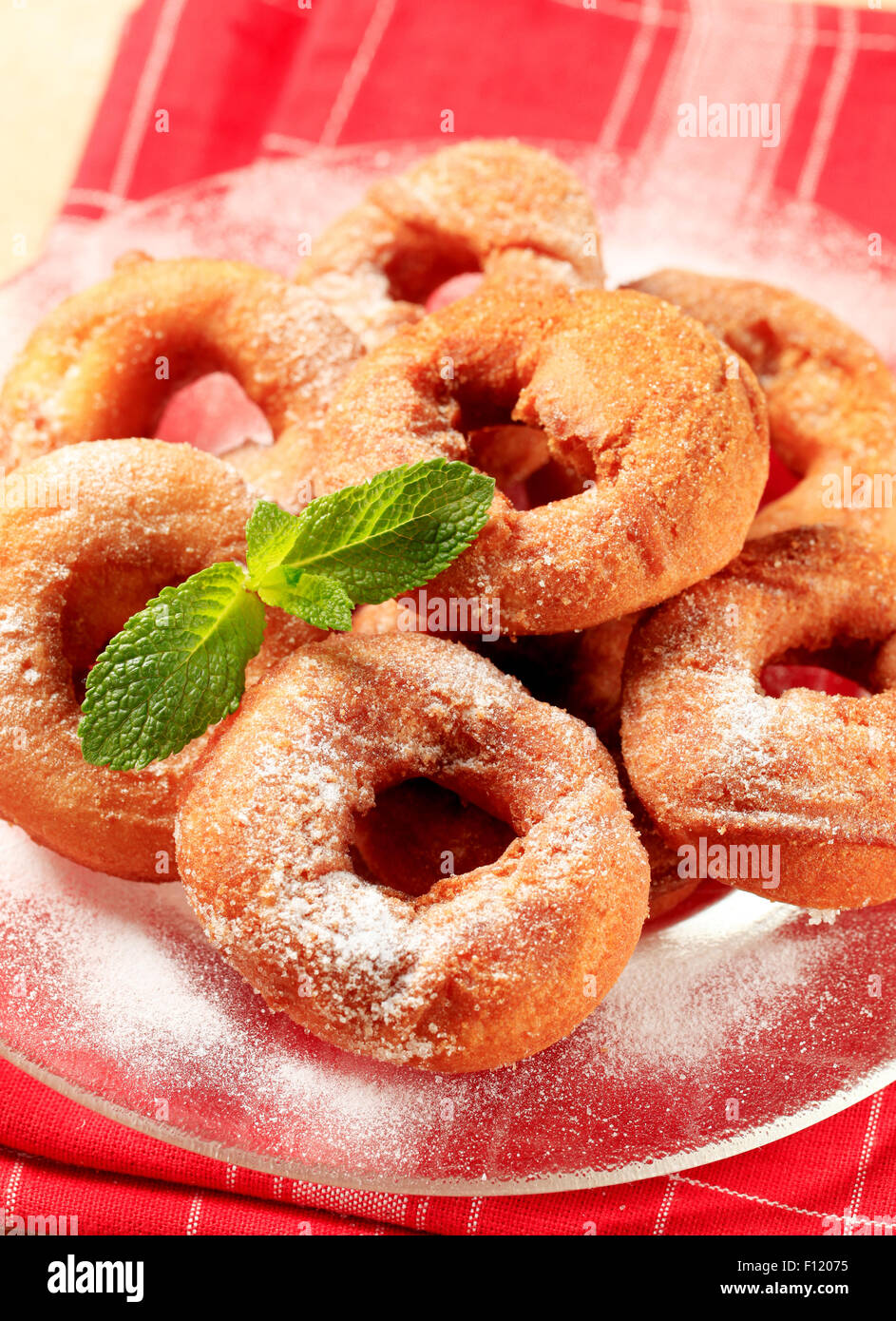 Deep fried ring shaped hi-res stock photography and images - Alamy