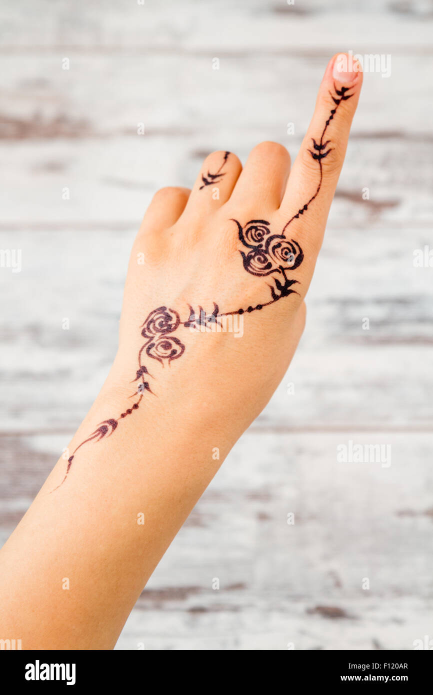 Woman hand without nail polish hi-res stock photography and images - Alamy