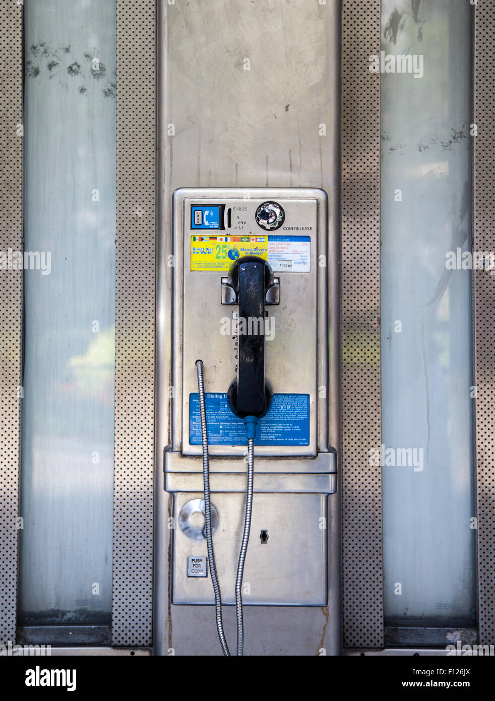 Old Pay Phone Stock Photos & Old Pay Phone Stock Images - Alamy