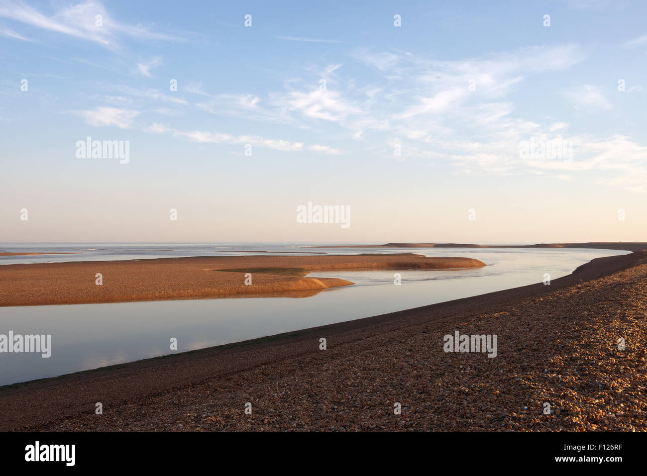 Shingle street hi-res stock photography and images - Alamy