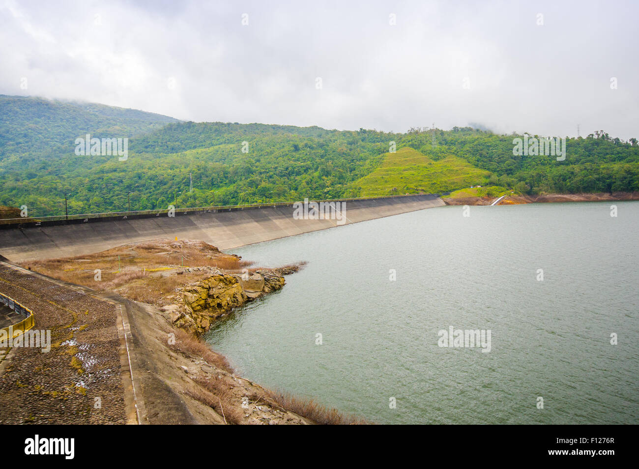 Panama lake fortuna dam hi-res stock photography and images - Alamy