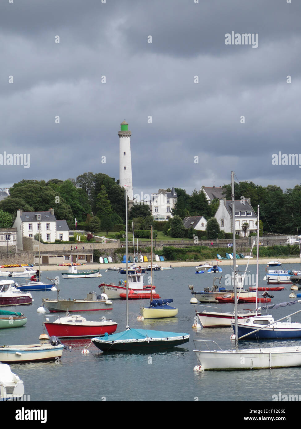 Mooring yachts hi-res stock photography and images - Alamy