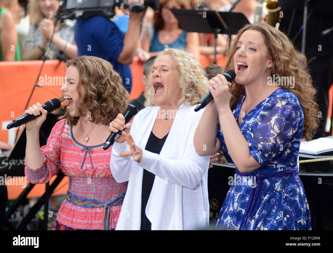 New York, NY, USA. 25th Aug, 2015. Chilina Kennedy, Carole King, Abby ...