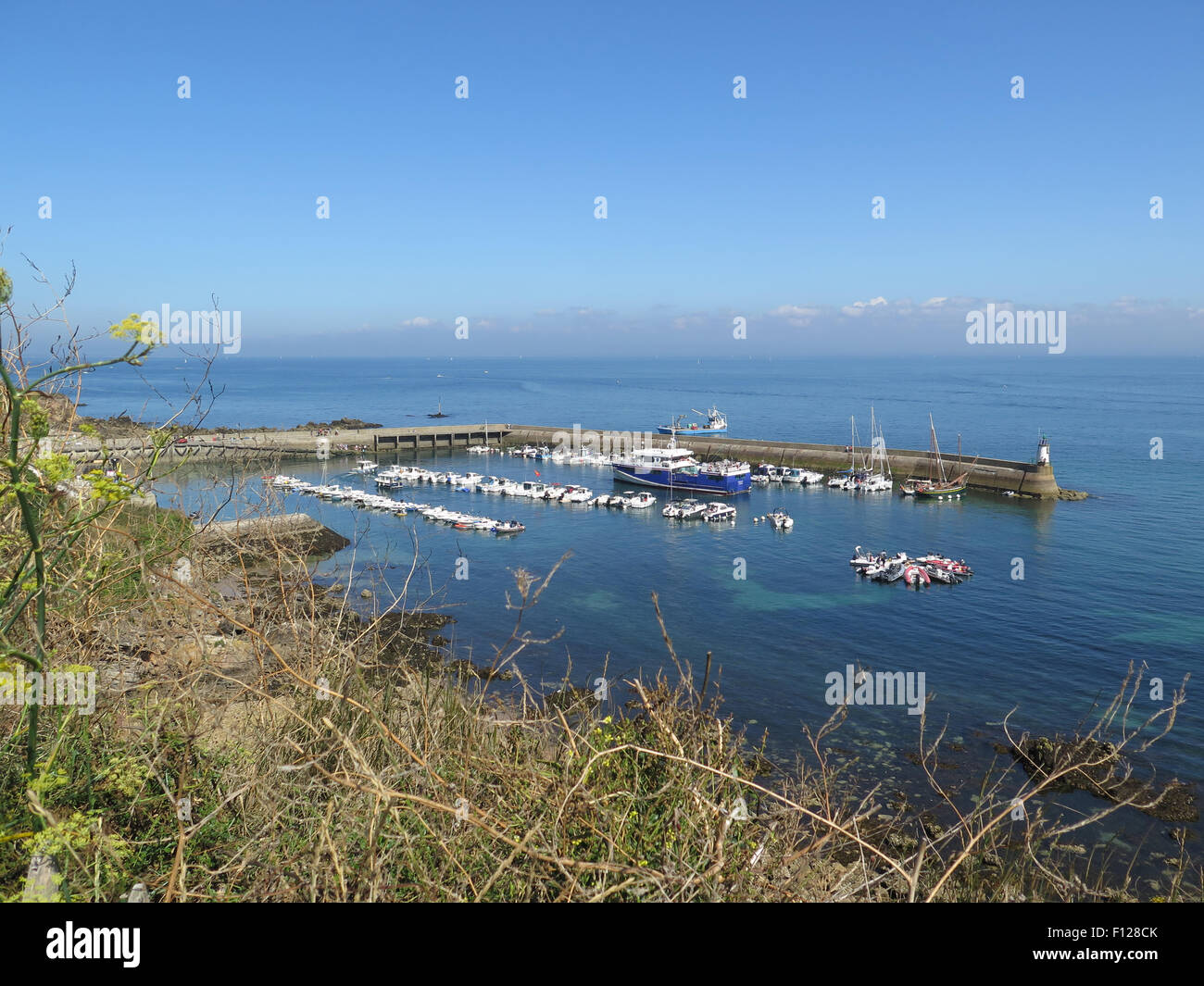 Harbor port hi-res stock photography and images - Alamy