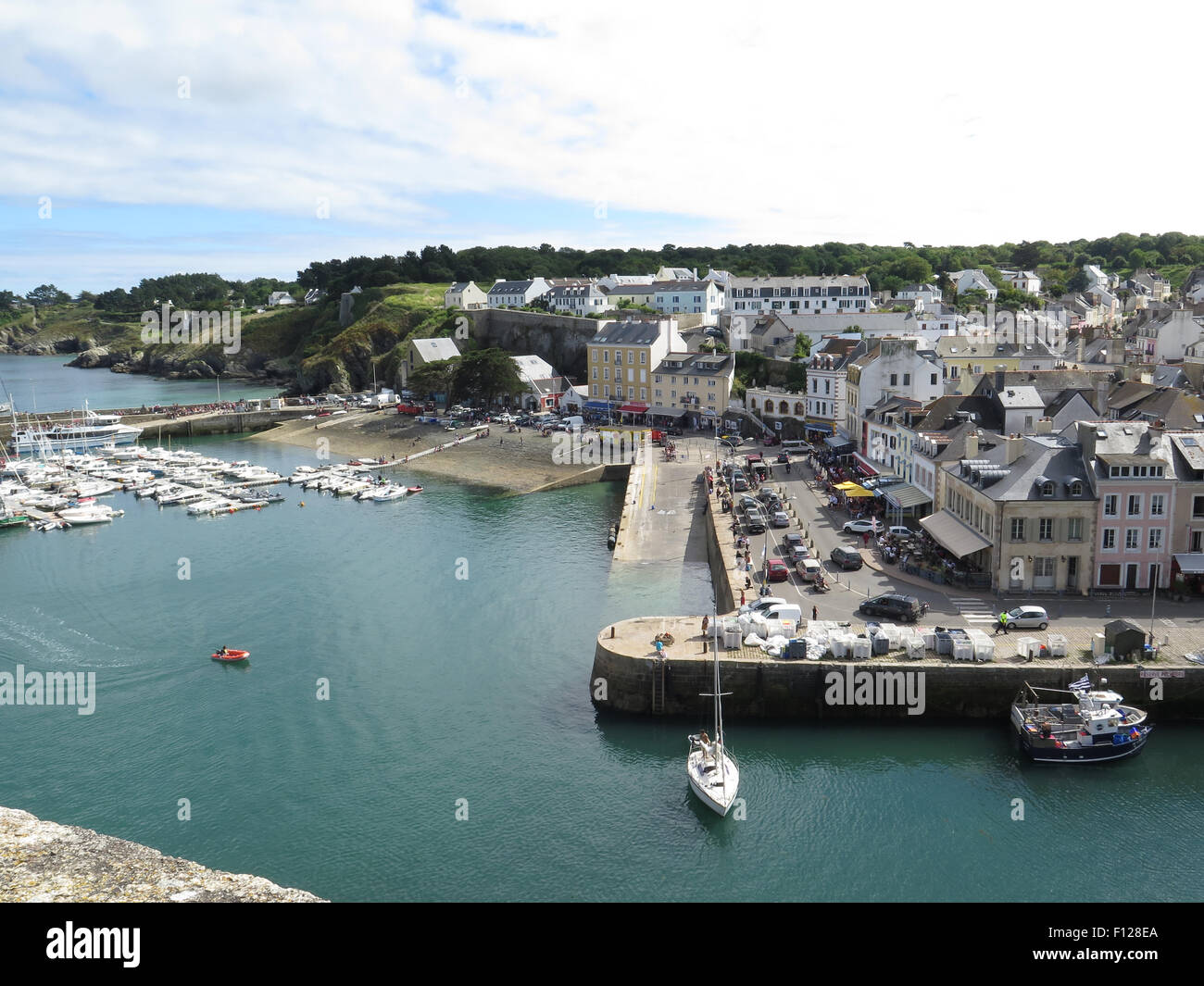 Belle-Íle-en-Mer: Le Palais waterfront Stock Photo - Alamy