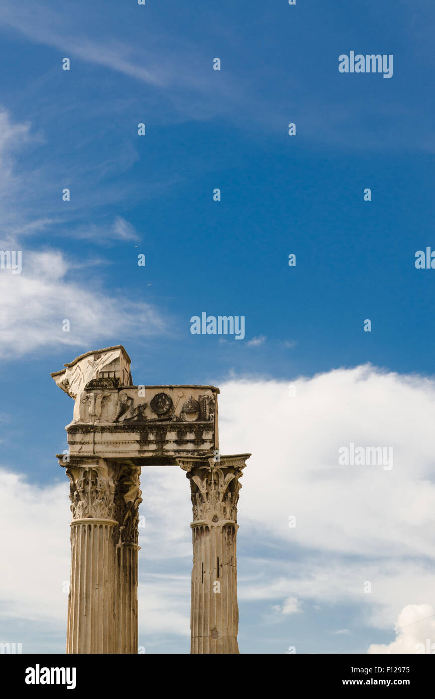 Roman column hi-res stock photography and images - Alamy