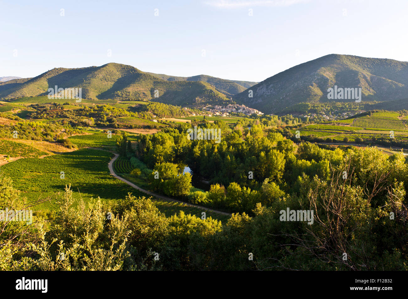 Roquebrun, Herault, Languedoc Roussillon, France Stock Photo - Alamy