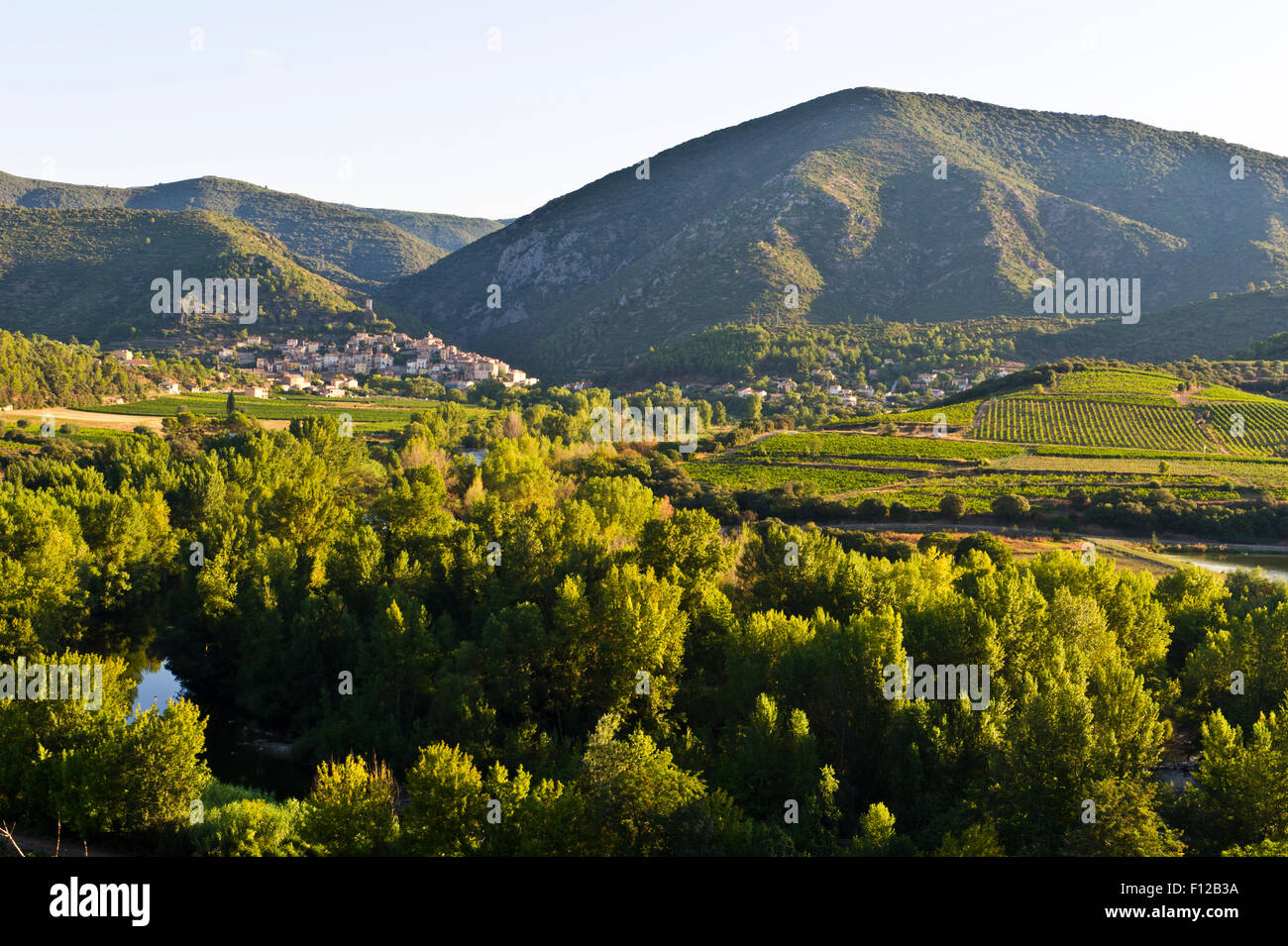 Roquebrun, Herault, Languedoc Roussillon, France Stock Photo - Alamy