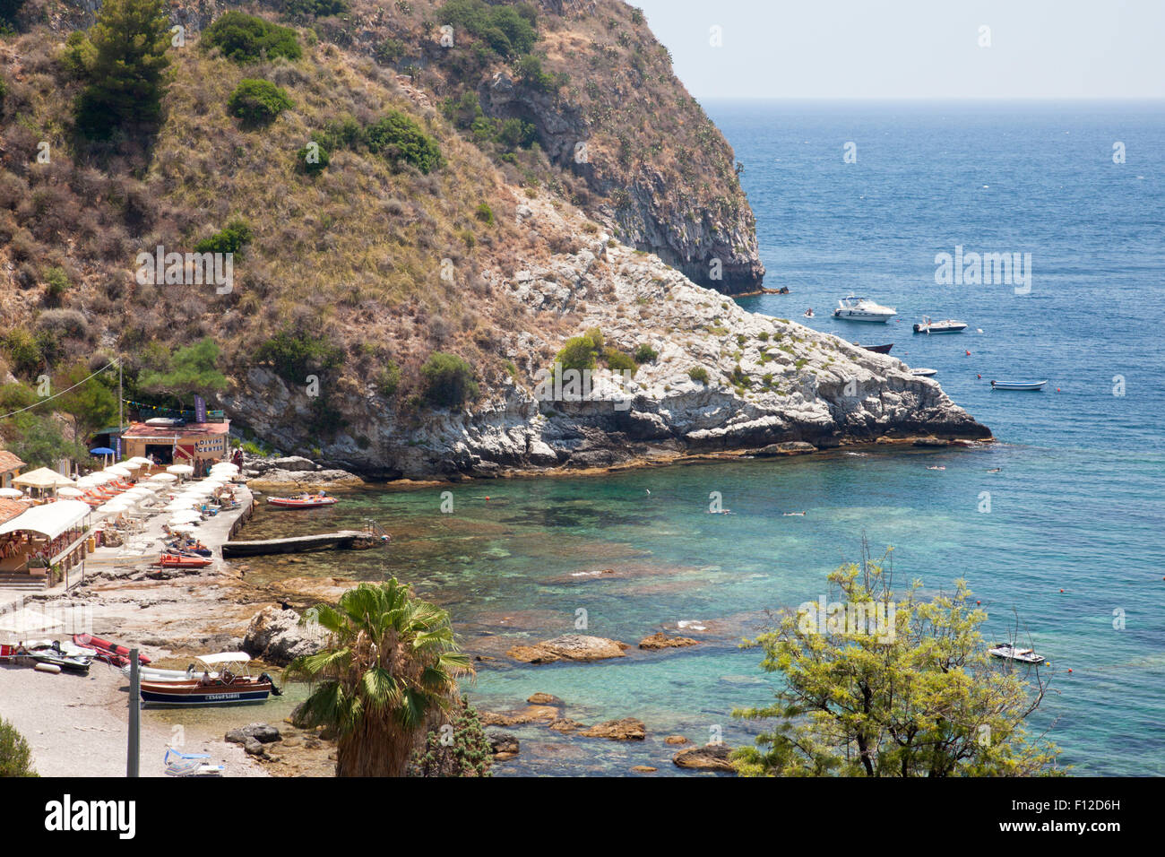 Taormina beach hi-res stock photography and images - Alamy