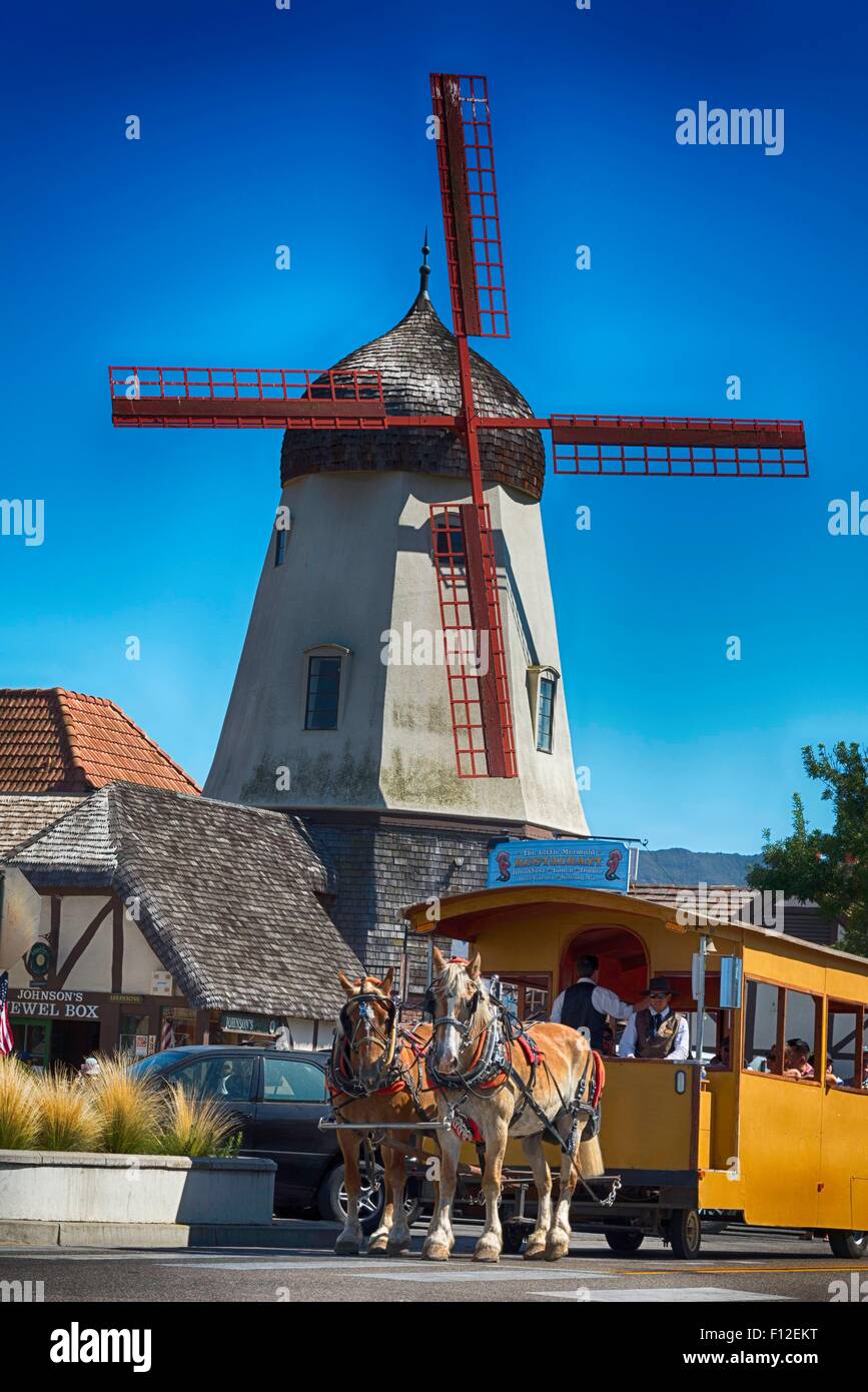 Wine tasting near solvang hi-res stock photography and images - Alamy