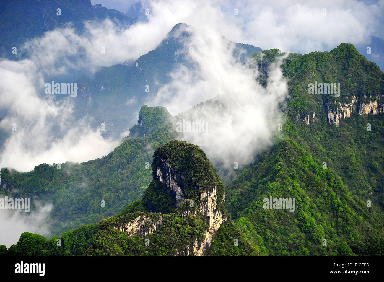 Hunan, china landscape hi-res stock photography and images - Alamy