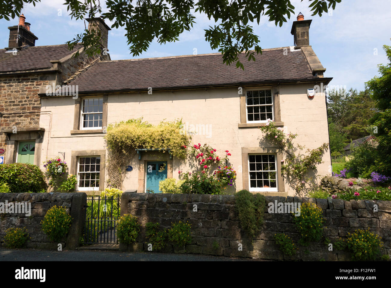Traditional cottages, Longnor, Staffordshire, Peak District National ...