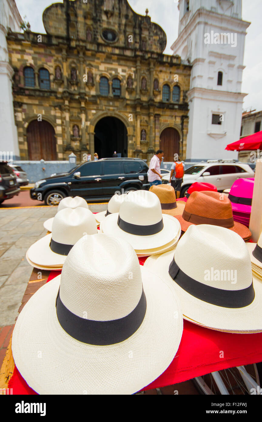 Panama hats in Pamana city Stock Photo - Alamy