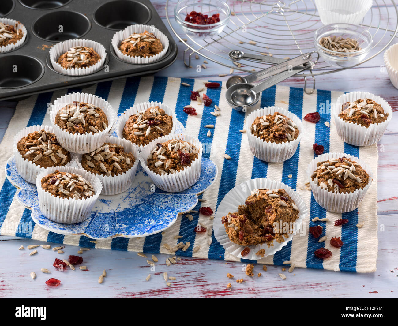 American Cranberry Stock Photos & American Cranberry Stock Images - Alamy