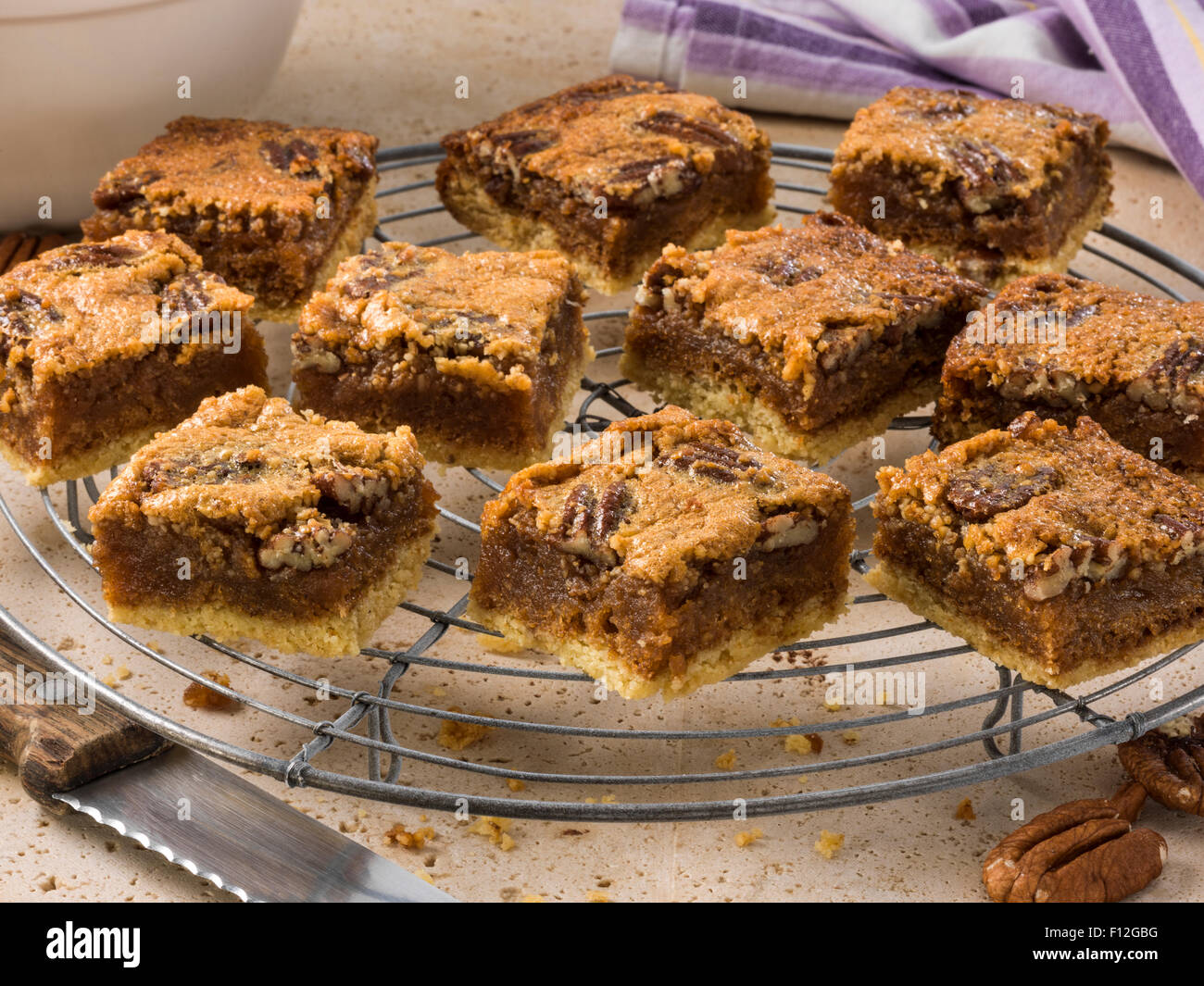 American pecan hi-res stock photography and images - Alamy
