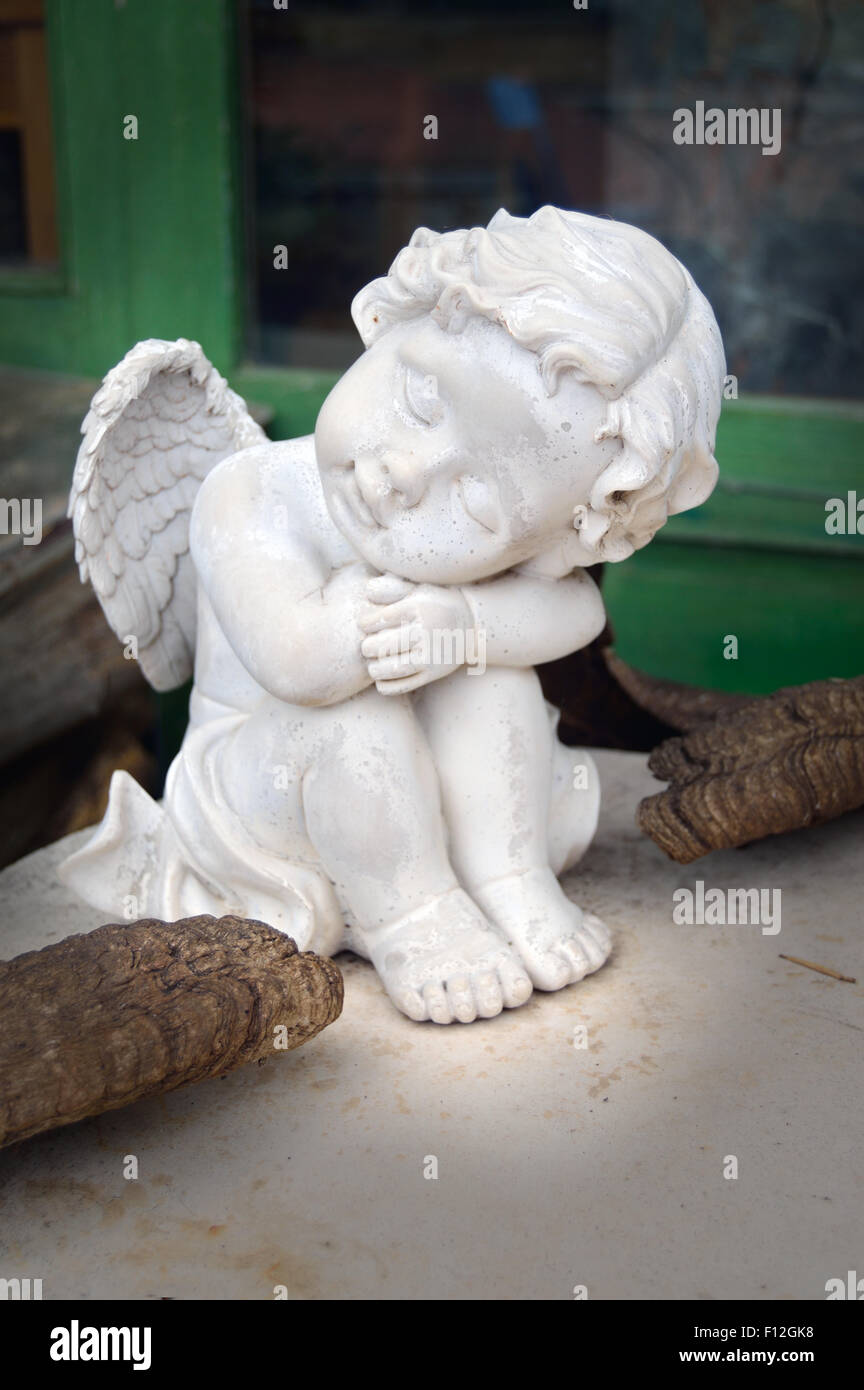 Sleeping angel hi-res stock photography and images - Alamy