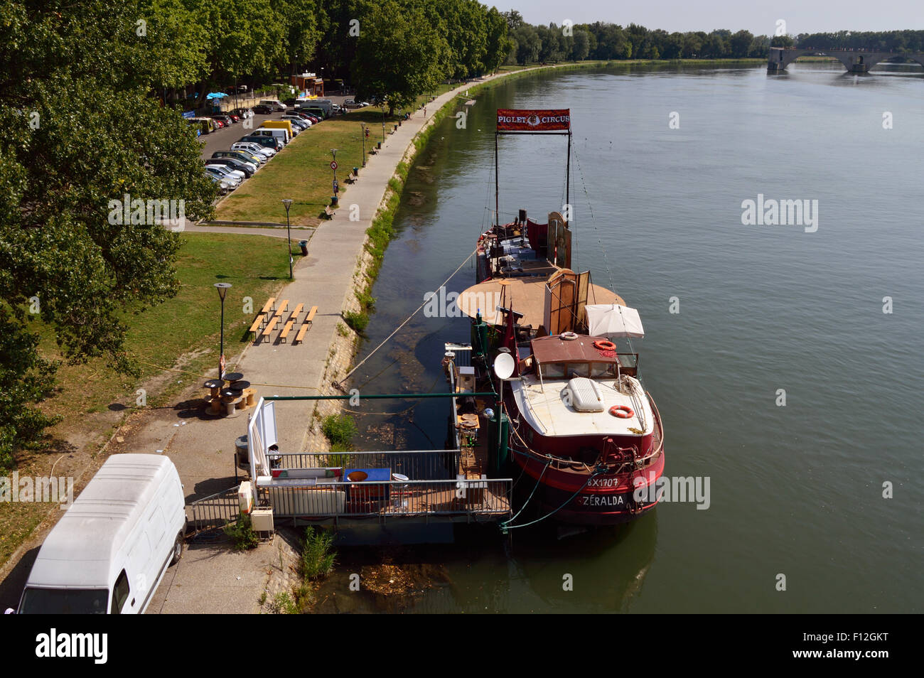 Theatre boat in Avignon Stock Photo - Alamy
