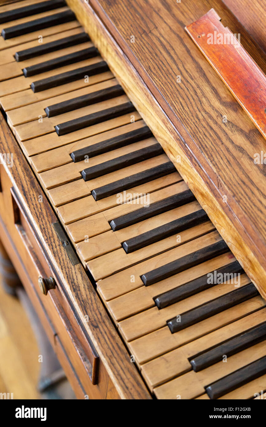 Upright Piano Top View