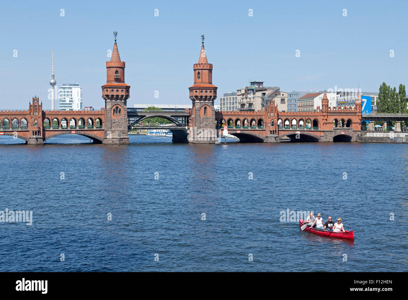 Oberbaumbruecke, Kreuzberg, Berlin, Germany Stock Photo - Alamy