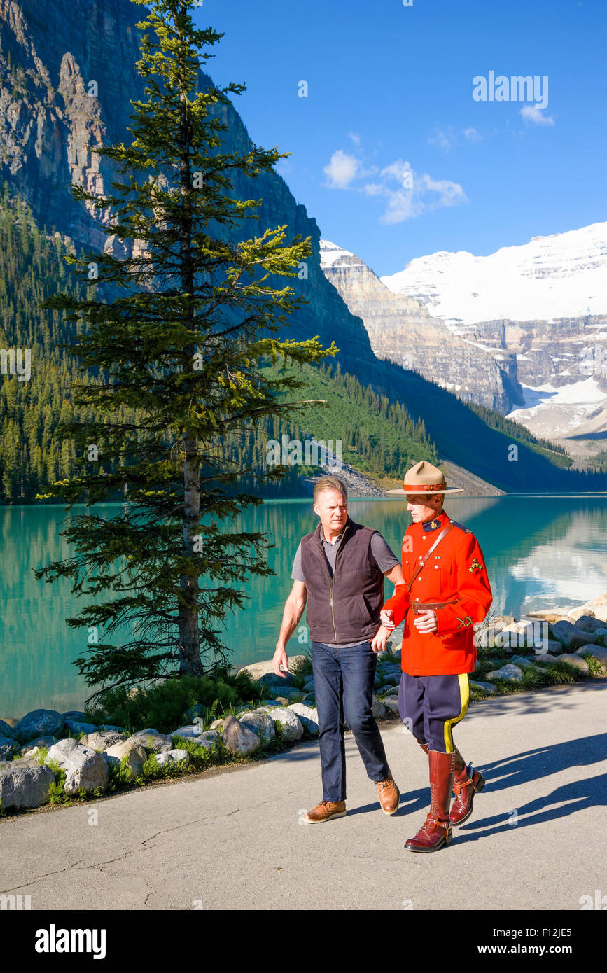 Rcmp officer uniform hi-res stock photography and images - Alamy