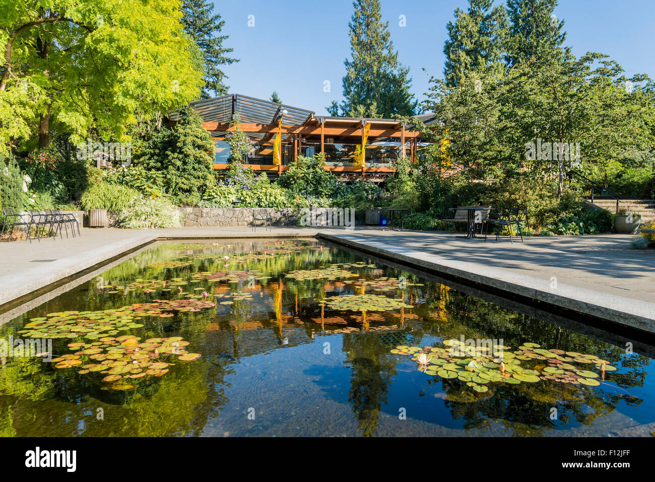 Vandusen gardens hi-res stock photography and images - Alamy