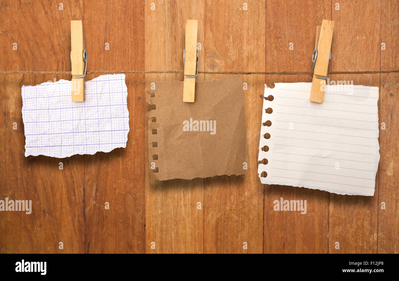 Office notes peg hi-res stock photography and images - Alamy