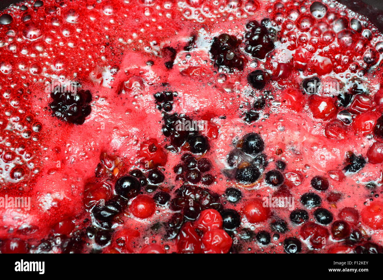 Jam making Fruits Stock Photo - Alamy