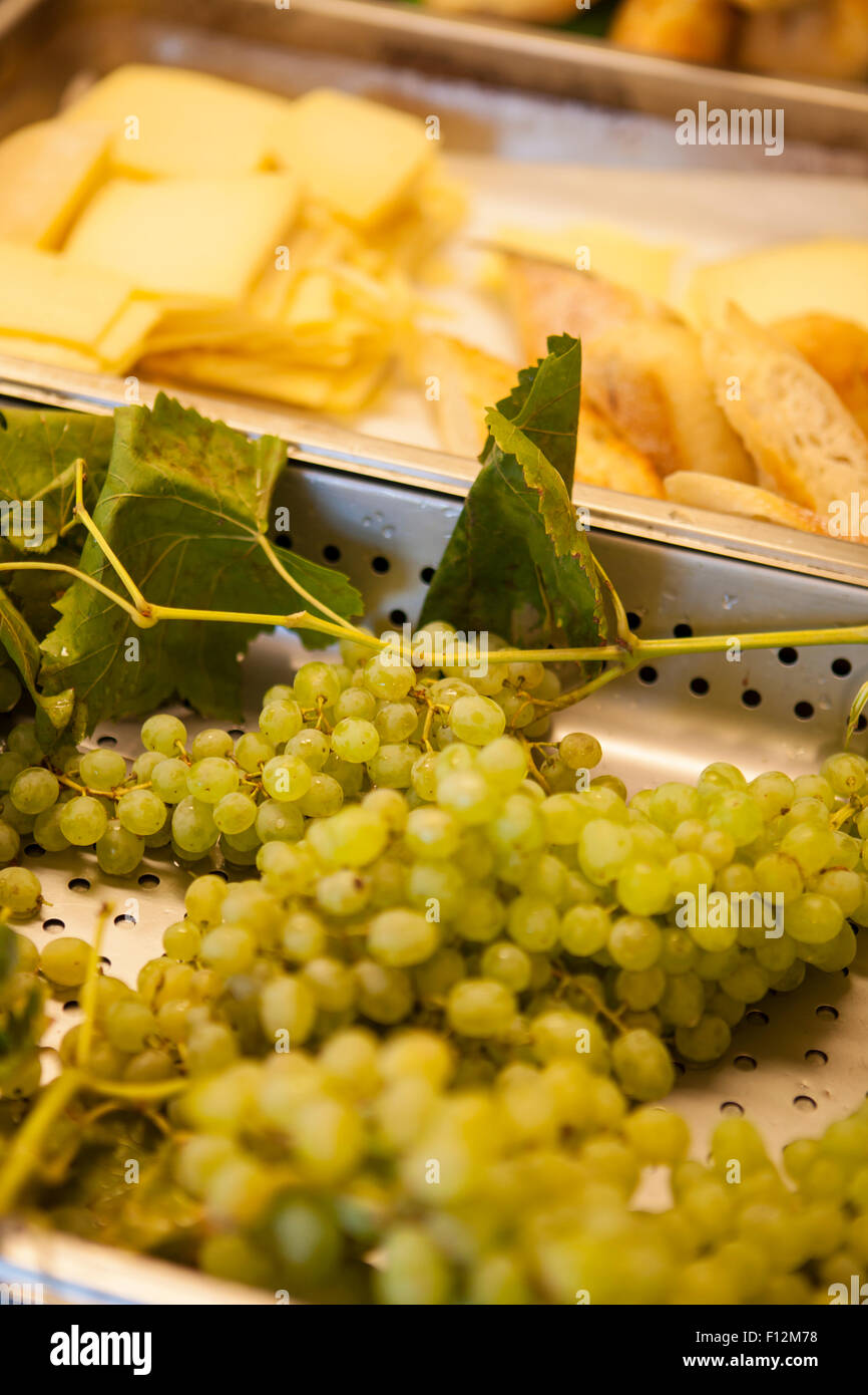 grapes and bread, Members’ Dinner at Roblar Winery, Santa Ynez Valley ...