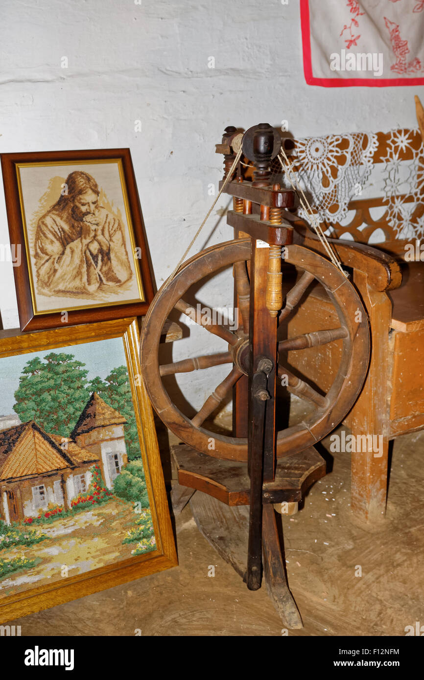 Wool spinning machine hi-res stock photography and images - Alamy