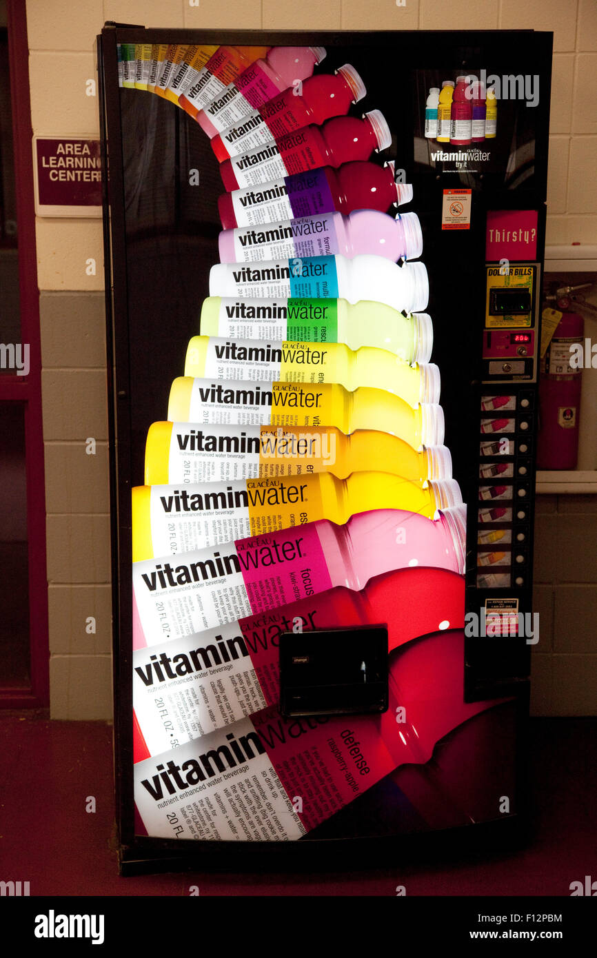 Vitamin water vending machine hi-res stock photography and images - Alamy