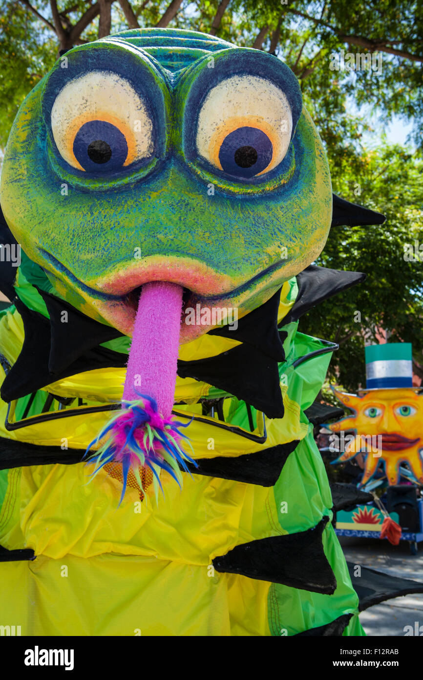 colorful alien float, Summer Solstice Parade, Science Fiction Theme ...