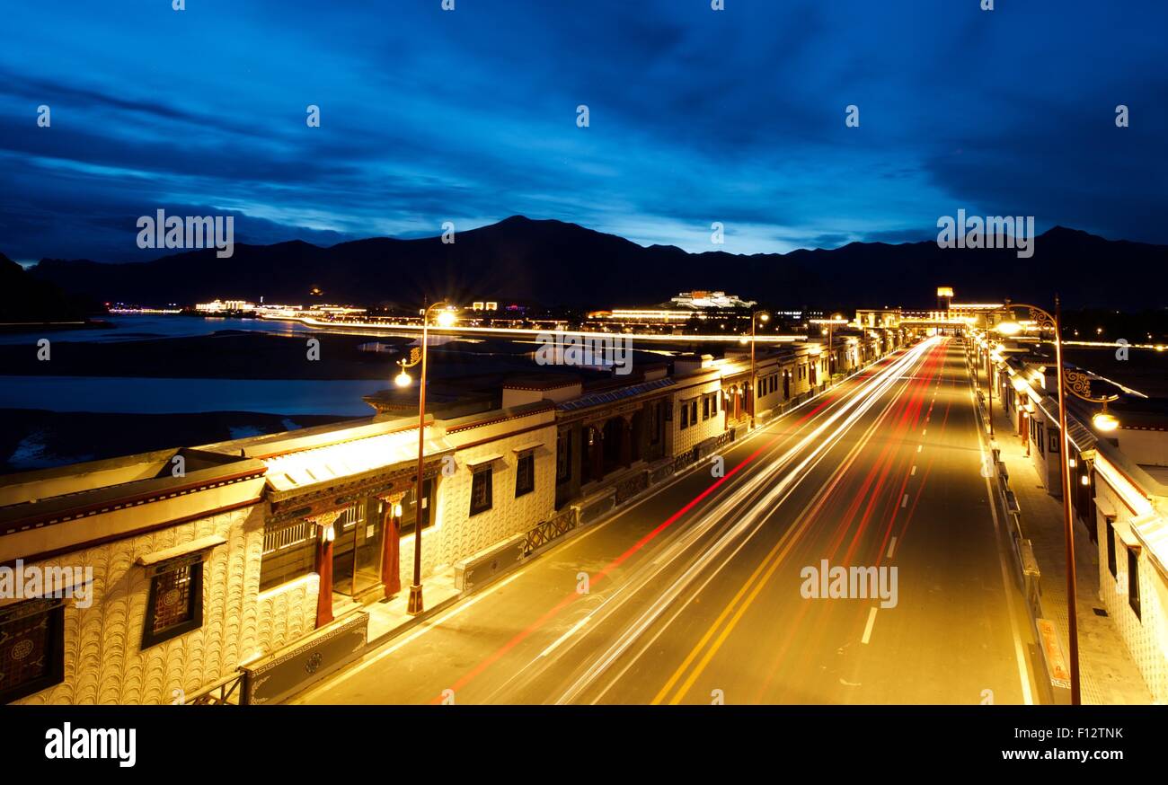 Lhasa. 13th Aug, 2015. Photo taken on Aug. 13, 2015 shows the night ...