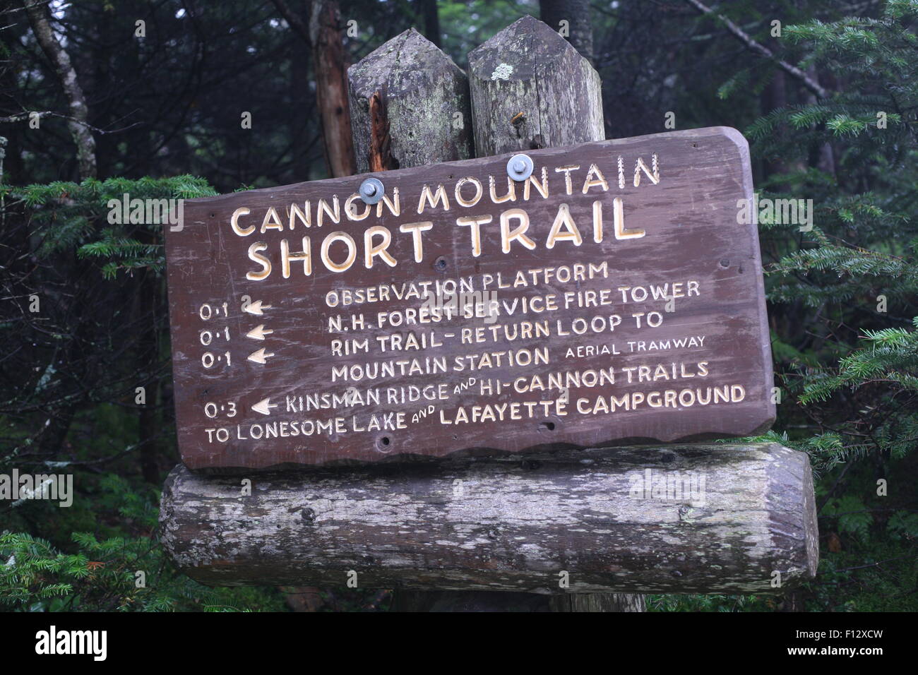 Cannon Mountain short trail sign, New Hampshire Stock Photo - Alamy