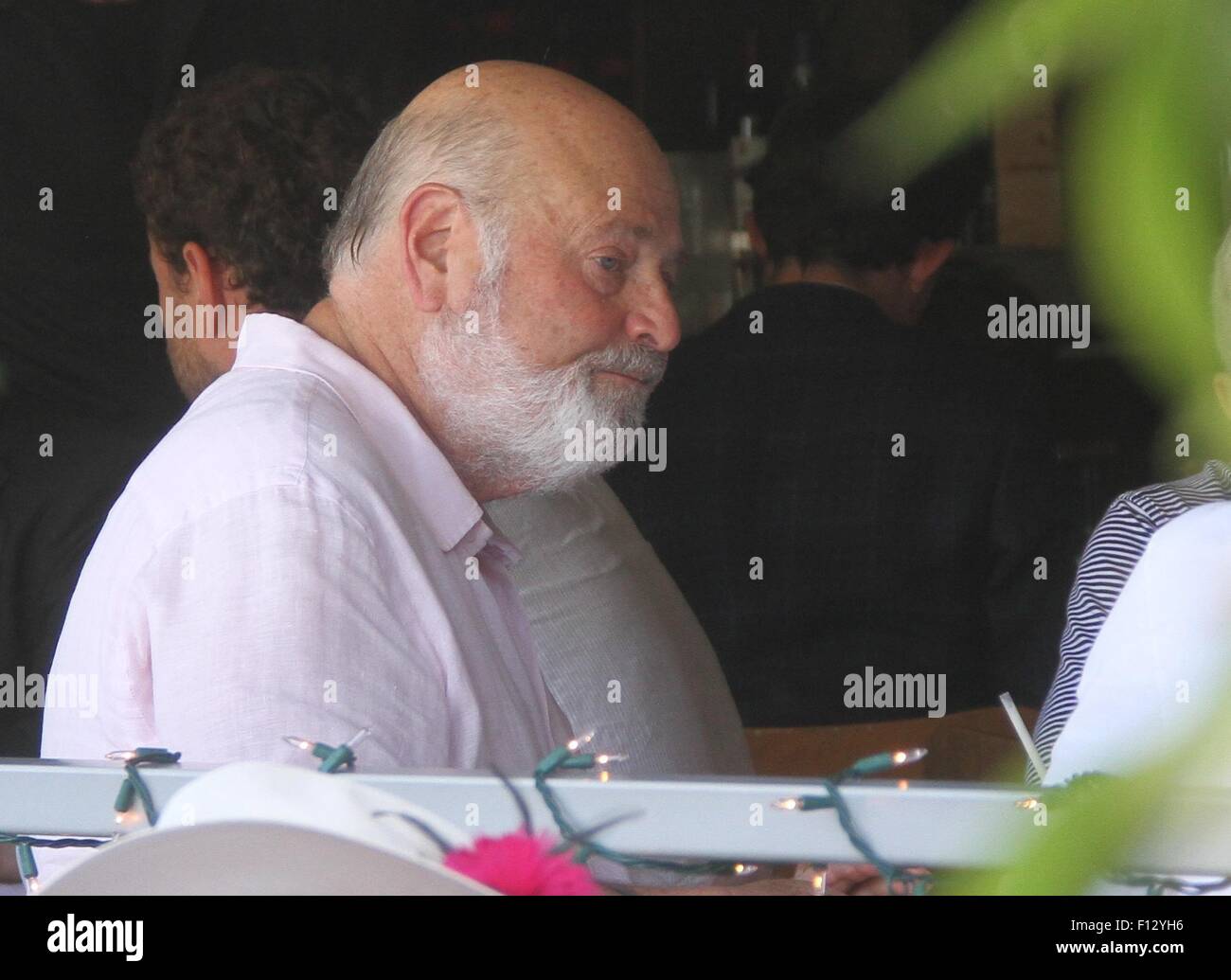 Rob Reiner having lunch with friends in Beverly Hills Featuring: Rob ...