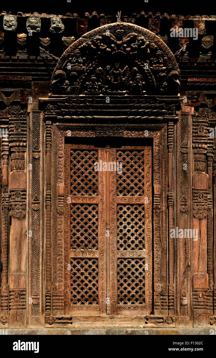 Newari carved window hi-res stock photography and images - Alamy