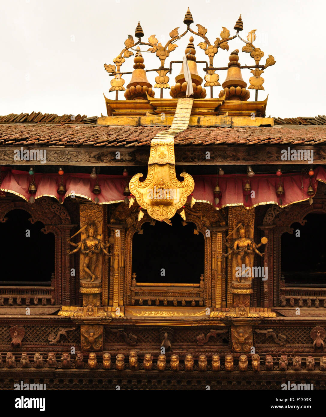 A maginificent piece of architecural art in the heritage temple complex ...