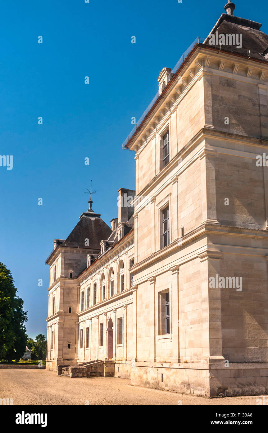 Ancy le franc hi-res stock photography and images - Alamy