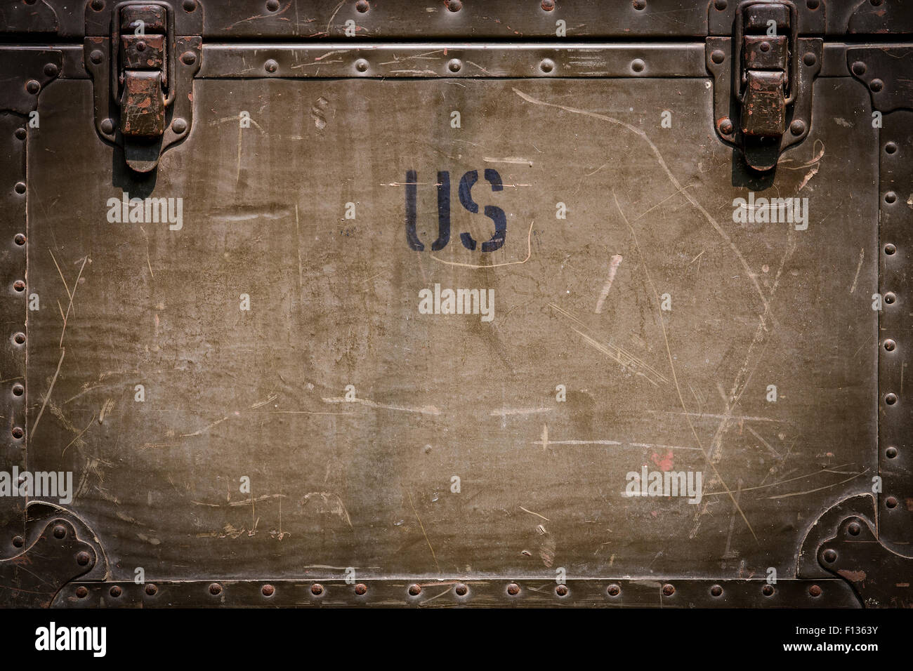 Green grunge military chest background with rivets Stock Photo - Alamy
